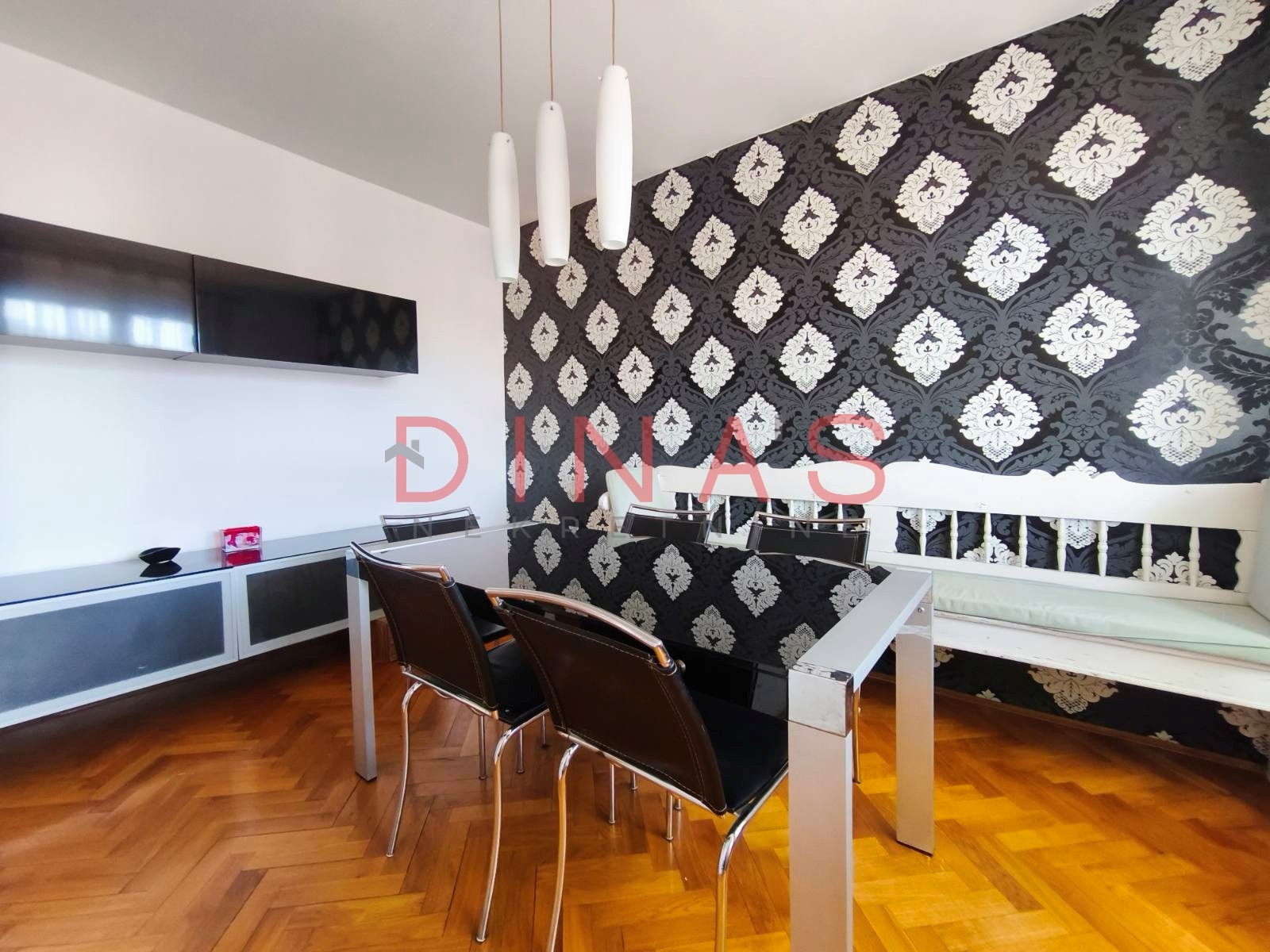 CENTAR NS NOVI SAD 110 m2 - 1016880