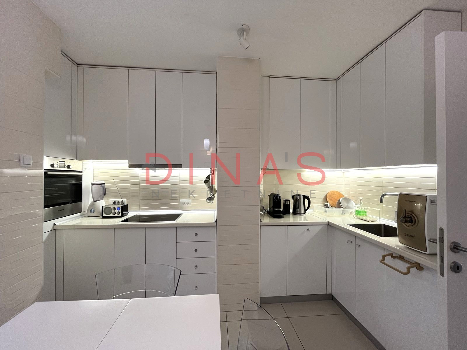 KEJ NS NOVI SAD 85 m2 - 9117021